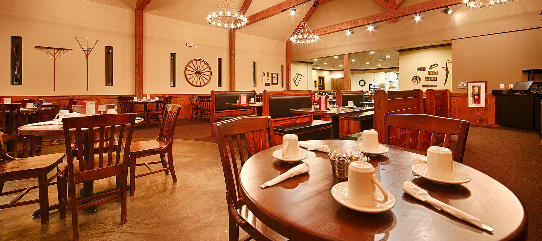 Lancaster Hotel | Best Western Plus Intercourse Village Inn